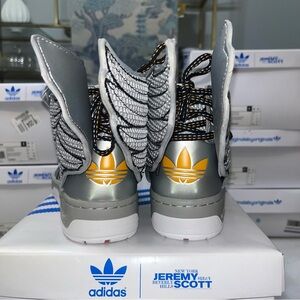Jeremy Scott x Adidas | Shoes | Js Wings 2 Silver Mesh Jeremy Scott X ...